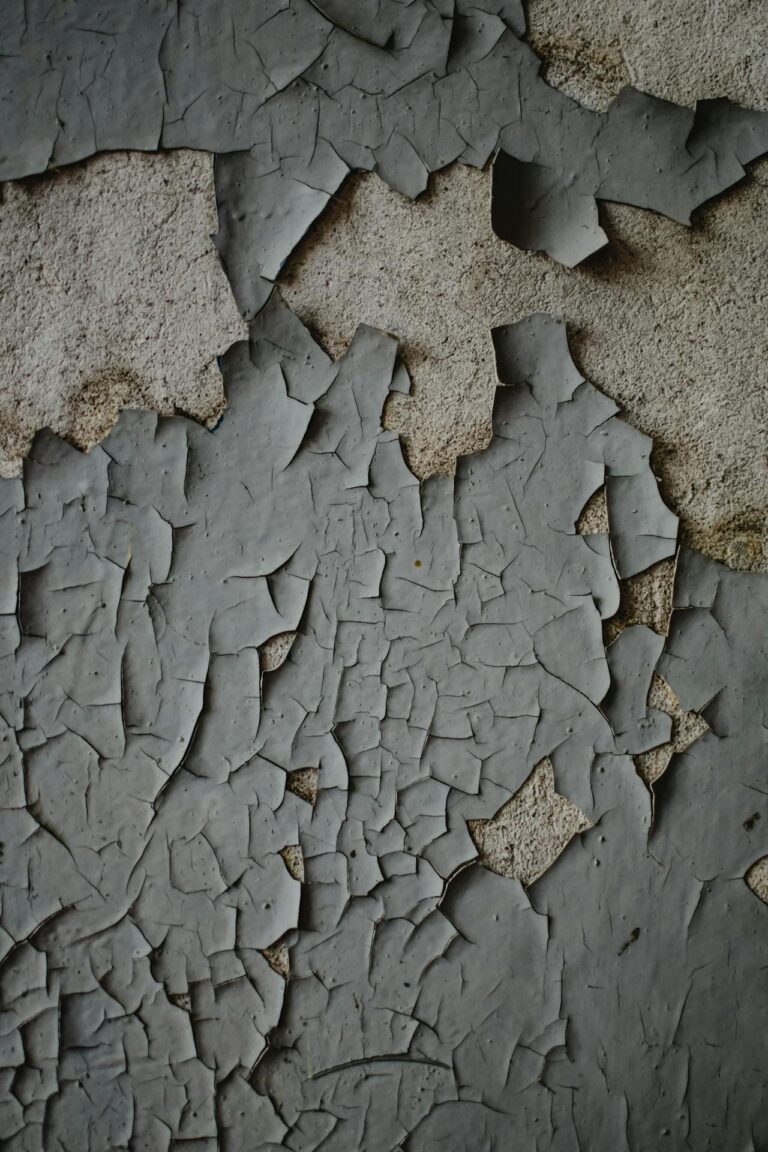 Plaster Cracking on Walls | Damax Architecture Services